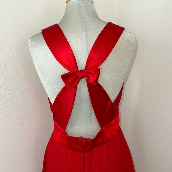 De-Laru | Dresses | Elegant Red Bow Back Dress | Poshmark